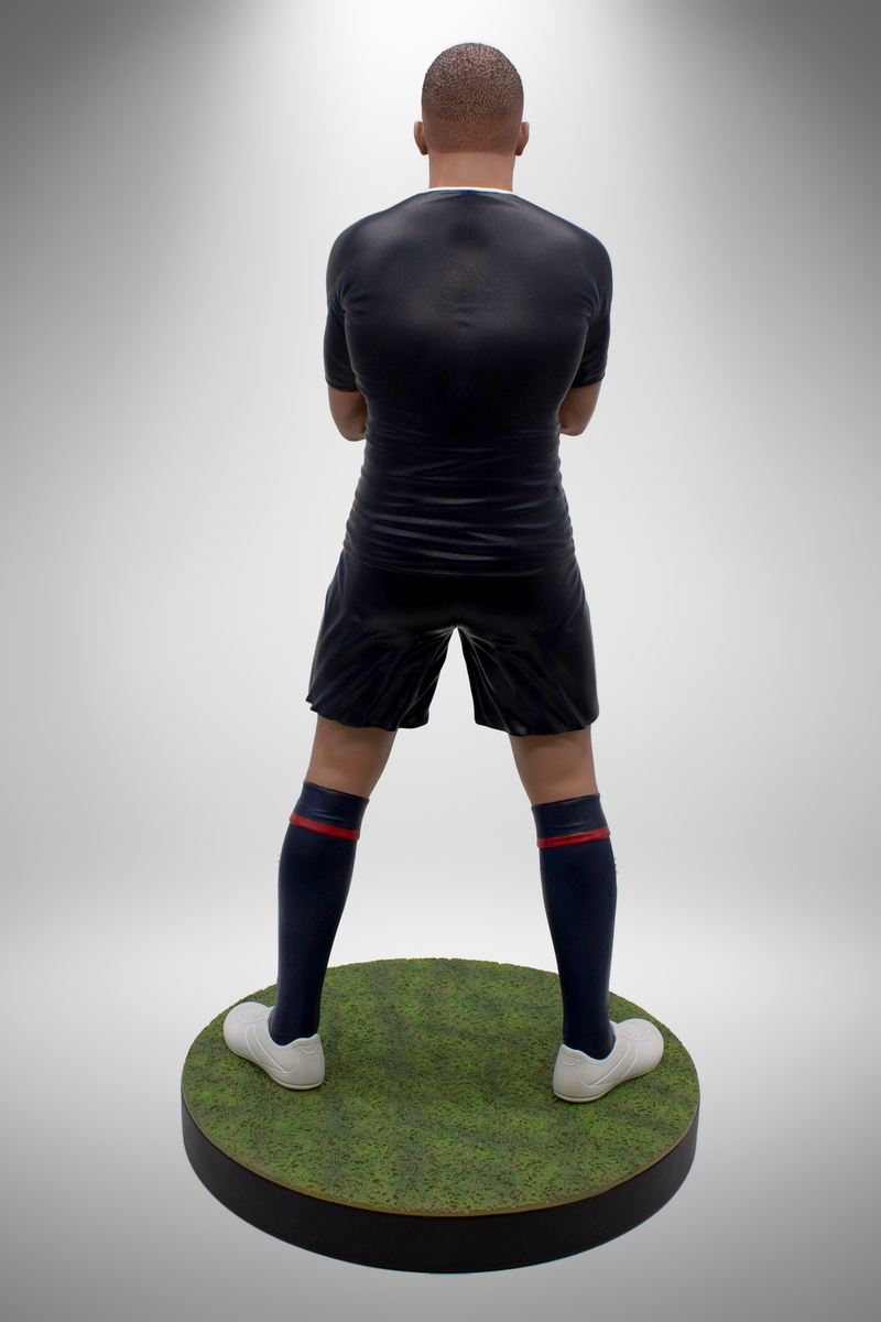 Kylian Mbappe - Official PSG - Football's Finest 60cm Resin Statue ...